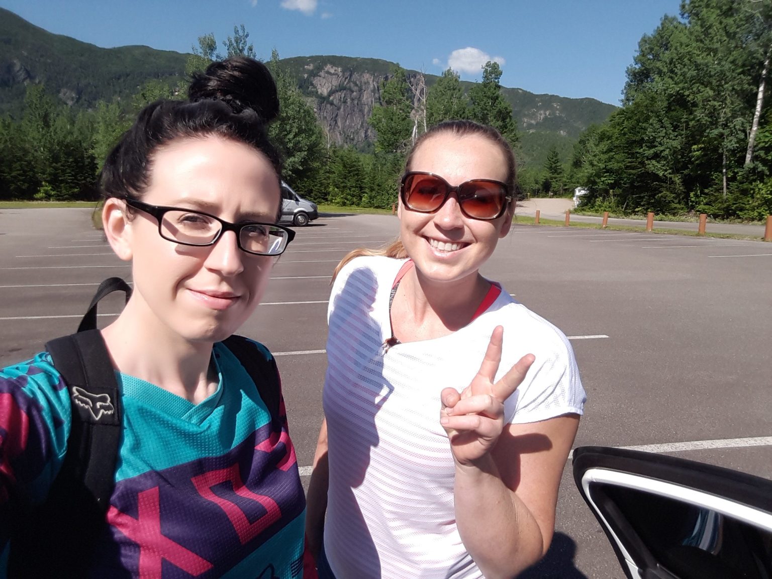 10 Tips For Travelling With Friends - Where in the World is Tosh