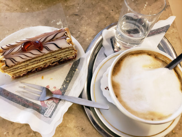 Visiting A Traditional Austrian Coffee House – Everything You Need To ...