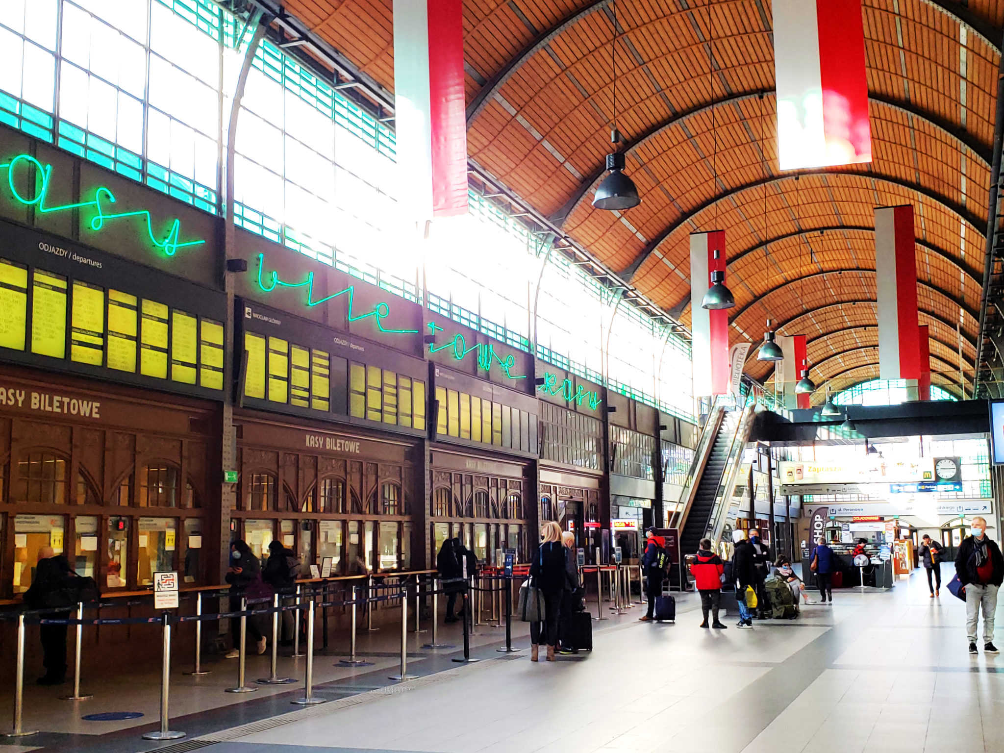 Getting Around Poland By Public Transit – A Comprehensive Guide To ...